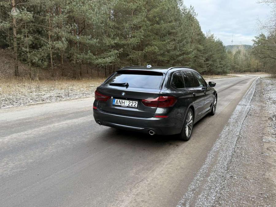 Pelēks BMW 520 2018 Viļņa, ar dzinēja tilpumu 2.00 L un nobraukumu 239 tūkst. km par 16500 €, foto 5 vietnē AUTOMOTO.COM.LV