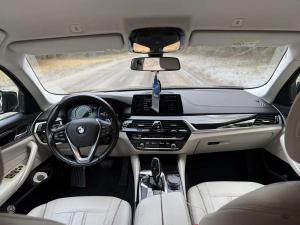 Pelēks BMW 520 2018 Viļņa, ar dzinēja tilpumu 2.00 L un nobraukumu 239 tūkst. km par 16500 €, foto 21 vietnē AUTOMOTO.COM.LV