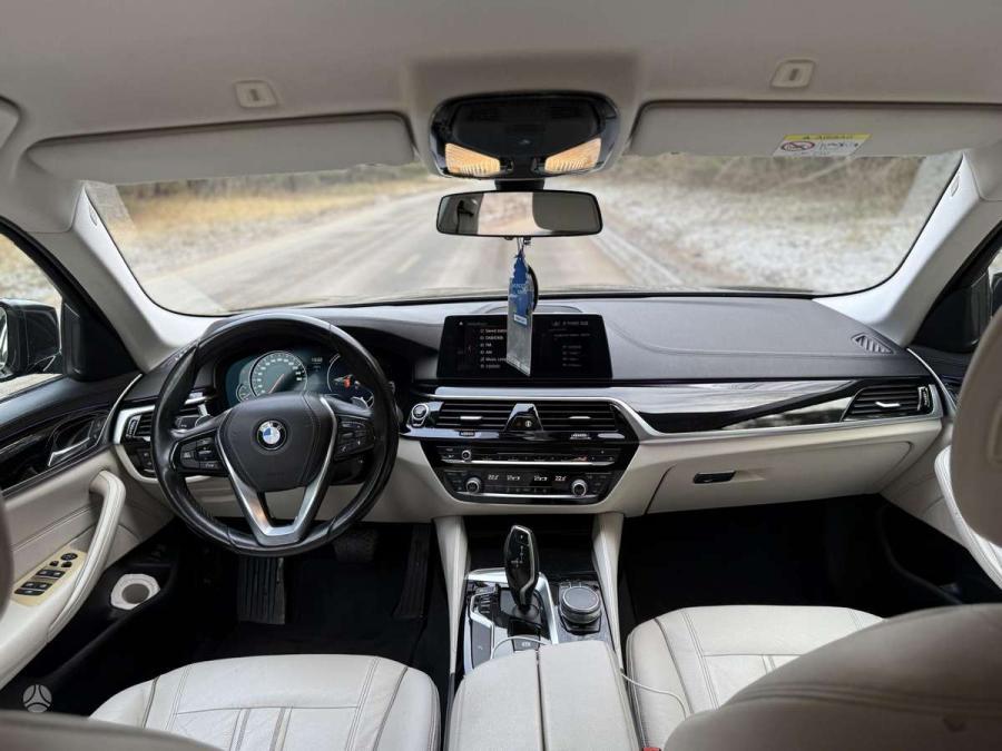 Pelēks BMW 520 2018 Viļņa, ar dzinēja tilpumu 2.00 L un nobraukumu 239 tūkst. km par 16500 €, foto 21 vietnē AUTOMOTO.COM.LV