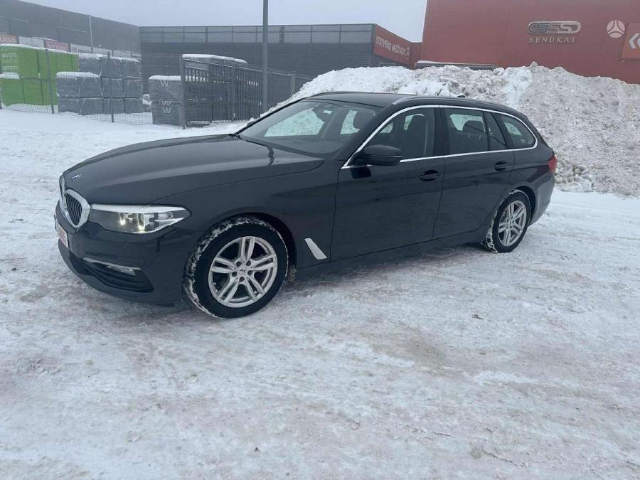 Grey BMW 520 2018 in Taurage, with an engine capacity of 2.00 L and mileage of 254 thousand km for 14399 €, photo 2 on AUTOMOTO.COM.LV