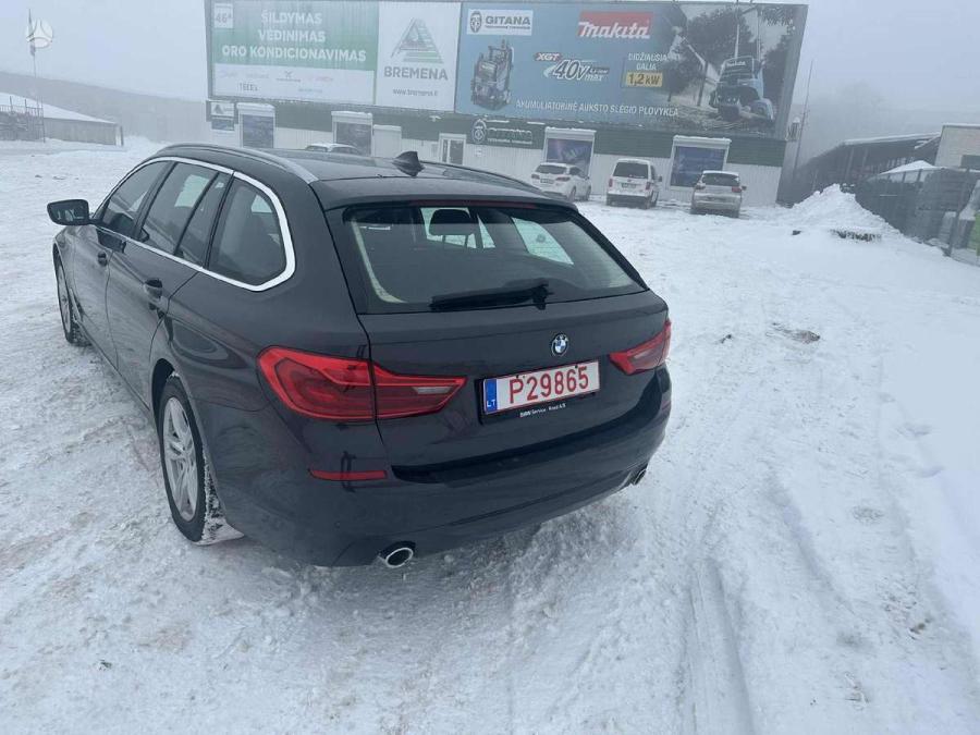 Grey BMW 520 2018 in Taurage, with an engine capacity of 2.00 L and mileage of 254 thousand km for 14399 €, photo 7 on AUTOMOTO.COM.LV