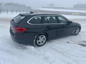 Grey BMW 520 2018 in Taurage, with an engine capacity of 2.00 L and mileage of 254 thousand km for 14399 €, photo 8 on AUTOMOTO.COM.LV