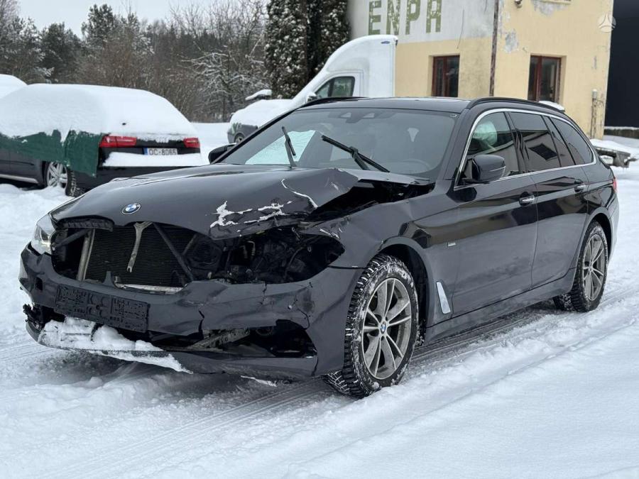 Pelēks BMW 520 2018 Ukmergė, ar dzinēja tilpumu 2.00 L un nobraukumu 187 tūkst. km par 9700 €, foto 4 vietnē AUTOMOTO.COM.LV