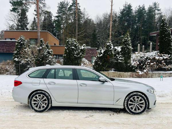 Pelēks BMW 520 2018 Viļņa, ar dzinēja tilpumu 2.00 L un nobraukumu 298 tūkst. km par 13800 €, foto 5 vietnē AUTOMOTO.COM.LV