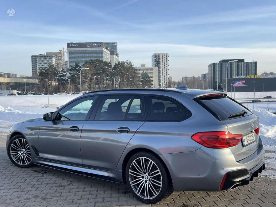 Pelēks BMW 520 2018 Viļņa, ar dzinēja tilpumu 2.00 L un nobraukumu 209 tūkst. km par 18500 €, foto 1 vietnē AUTOMOTO.COM.LV