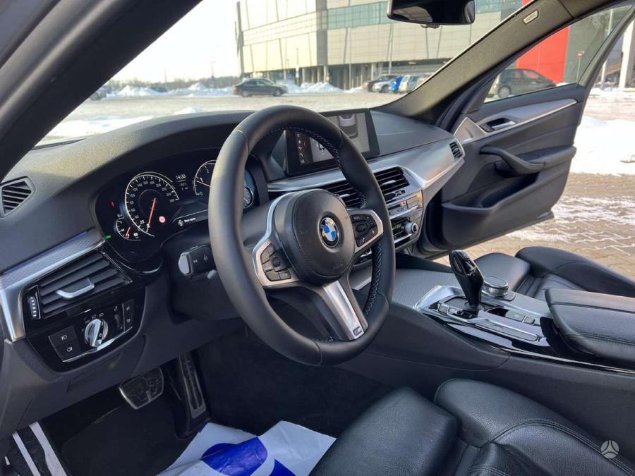 Pelēks BMW 520 2018 Viļņa, ar dzinēja tilpumu 2.00 L un nobraukumu 209 tūkst. km par 18500 €, foto 22 vietnē AUTOMOTO.COM.LV