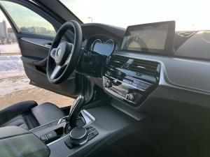 Pelēks BMW 520 2018 Viļņa, ar dzinēja tilpumu 2.00 L un nobraukumu 209 tūkst. km par 18500 €, foto 27 vietnē AUTOMOTO.COM.LV