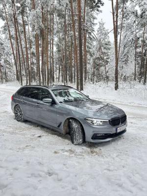 Grey BMW 520 2018 in Varena, with an engine capacity of 2.00 L and mileage of 235 thousand km for 16500 €, photo 2 on AUTOMOTO.COM.LV