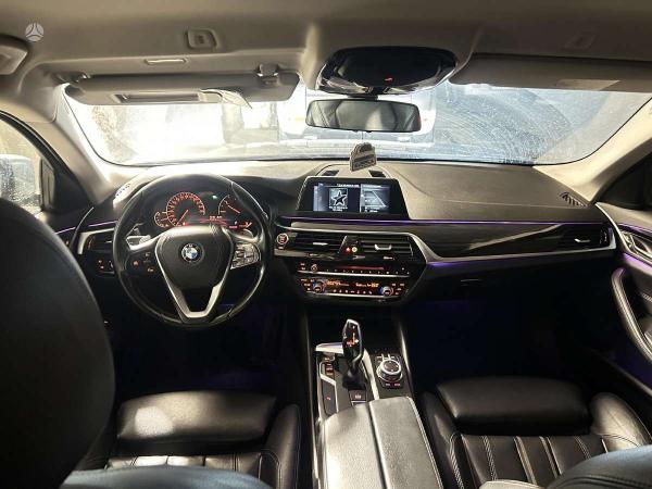 Pelēks BMW 520 2018 Varėna, ar dzinēja tilpumu 2.00 L un nobraukumu 235 tūkst. km par 16500 €, foto 4 vietnē AUTOMOTO.COM.LV