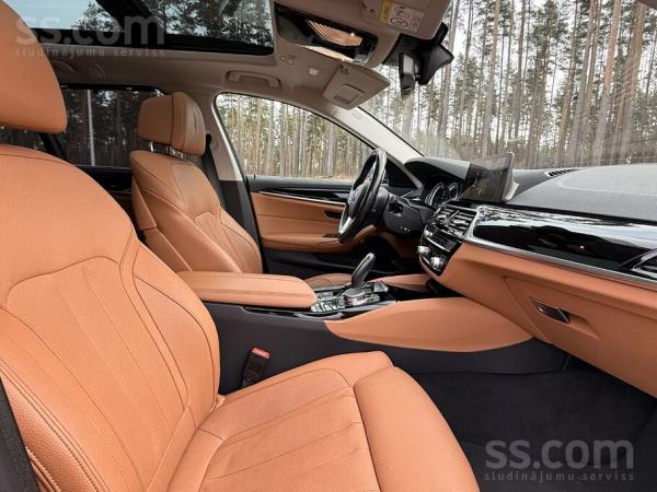 Pelēks BMW 520 2018 Rīga, ar dzinēja tilpumu 2.00 L un nobraukumu 189 tūkst. km par 21111 €, foto 8 vietnē AUTOMOTO.COM.LV