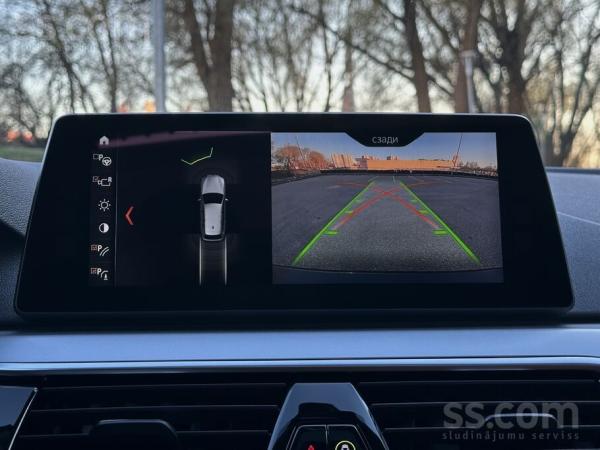 Grey BMW 520 2018 in Riga, with an engine capacity of 2.00 L and mileage of 312 thousand km for 17500 €, photo 10 on AUTOMOTO.COM.LV