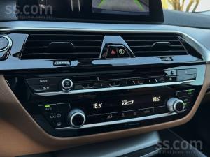 Pelēks BMW 520 2018 Rīga, ar dzinēja tilpumu 2.00 L un nobraukumu 312 tūkst. km par 17500 €, foto 13 vietnē AUTOMOTO.COM.LV