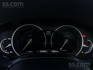 Pelēks BMW 520 2018 Rīga, ar dzinēja tilpumu 2.00 L un nobraukumu 312 tūkst. km par 17500 €, foto 24 vietnē AUTOMOTO.COM.LV
