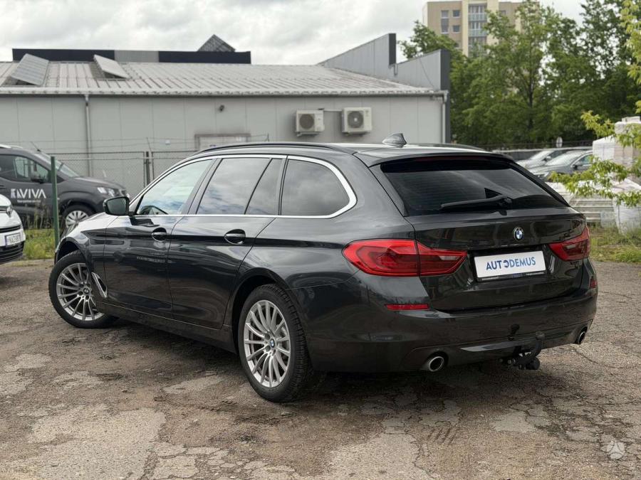 Pelēks BMW 520 2018 Mažeikiai, ar dzinēja tilpumu 2.00 L un nobraukumu 184 tūkst. km par 15500 €, foto 5 vietnē AUTOMOTO.COM.LV