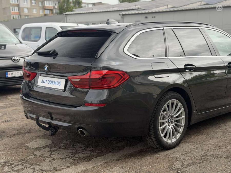Pelēks BMW 520 2018 Mažeikiai, ar dzinēja tilpumu 2.00 L un nobraukumu 184 tūkst. km par 15500 €, foto 9 vietnē AUTOMOTO.COM.LV
