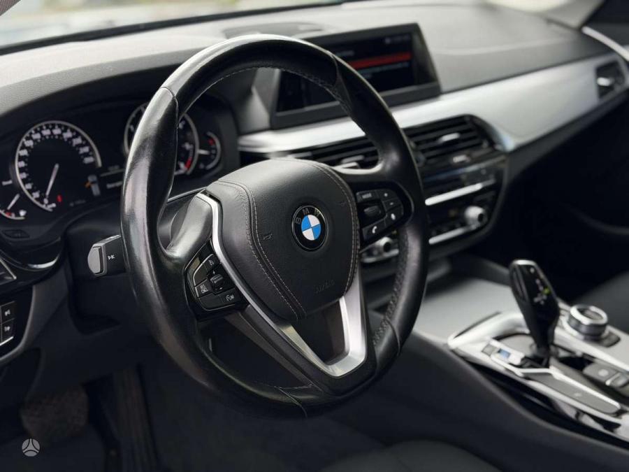 Pelēks BMW 520 2018 Mažeikiai, ar dzinēja tilpumu 2.00 L un nobraukumu 184 tūkst. km par 15500 €, foto 16 vietnē AUTOMOTO.COM.LV