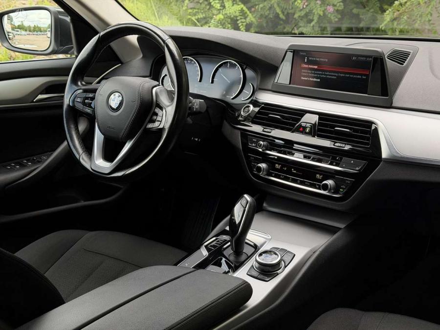 Pelēks BMW 520 2018 Mažeikiai, ar dzinēja tilpumu 2.00 L un nobraukumu 184 tūkst. km par 15500 €, foto 25 vietnē AUTOMOTO.COM.LV