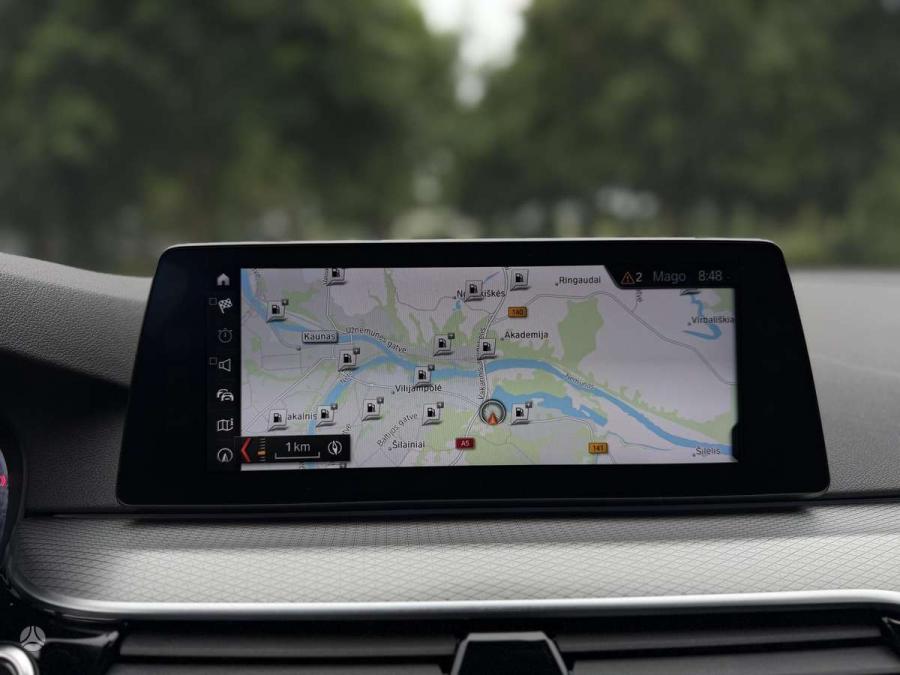Pelēks BMW 520 2018 Kauņa, ar dzinēja tilpumu 2.00 L un nobraukumu 244 tūkst. km par 14700 €, foto 25 vietnē AUTOMOTO.COM.LV