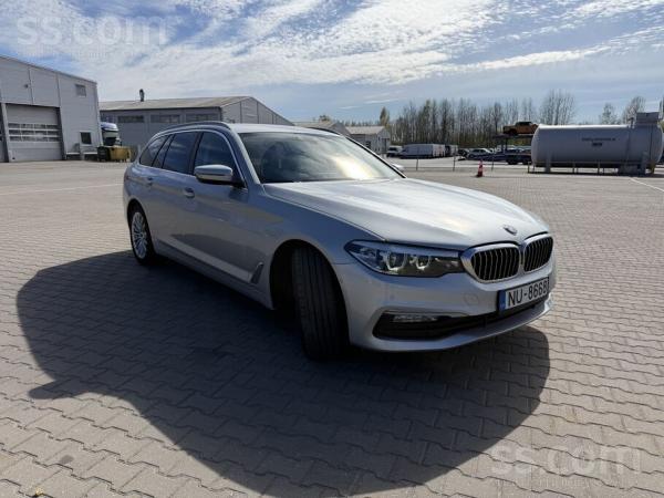 Grey BMW 520 2018 in Riga, with an engine capacity of 2.00 L and mileage of 155 thousand km for 19700 €, photo 2 on AUTOMOTO.COM.LV