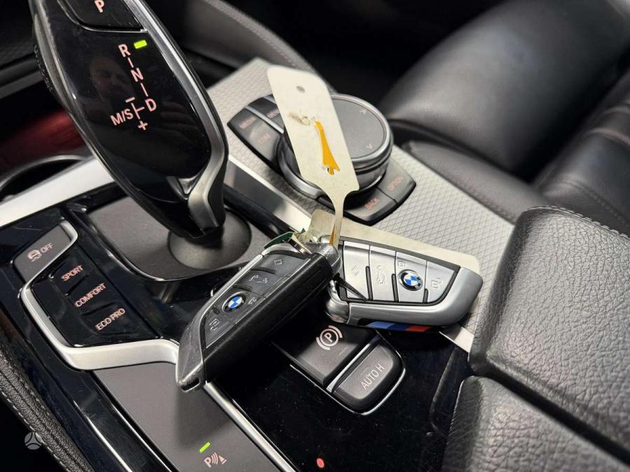 Pelēks BMW 520 2018 Klaipėda, ar dzinēja tilpumu 2.00 L un nobraukumu 270 tūkst. km par 19900 €, foto 28 vietnē AUTOMOTO.COM.LV