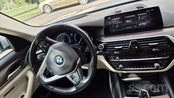 Grey BMW 520 2018 in Riga, with an engine capacity of 2.00 L and mileage of 178 thousand km for 21000 €, photo 6 on AUTOMOTO.COM.LV