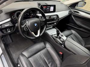 Pelēks BMW 520 2018 Marijampole, ar dzinēja tilpumu 2.00 L un nobraukumu 303 tūkst. km par 14999 €, foto 3 vietnē AUTOMOTO.COM.LV