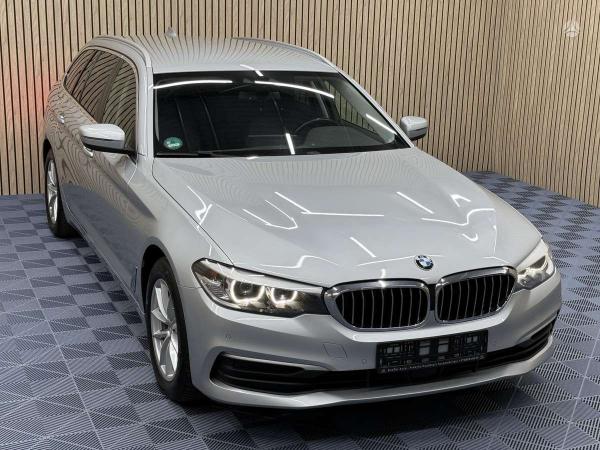 Grey BMW 520 2018 in Marijampole, with an engine capacity of 2.00 L and mileage of 303 thousand km for 14999 €, photo 8 on AUTOMOTO.COM.LV