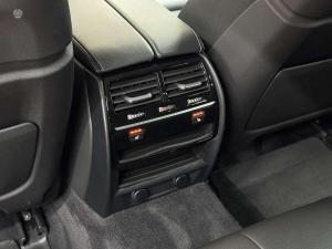 Pelēks BMW 520 2018 Marijampole, ar dzinēja tilpumu 2.00 L un nobraukumu 303 tūkst. km par 14999 €, foto 19 vietnē AUTOMOTO.COM.LV