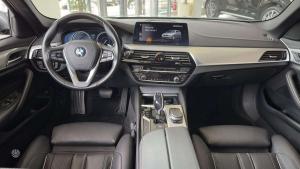 Grey BMW 520 2018 in Marijampole, with an engine capacity of 2.00 L and mileage of 205 thousand km for 16250 €, photo 14 on AUTOMOTO.COM.LV