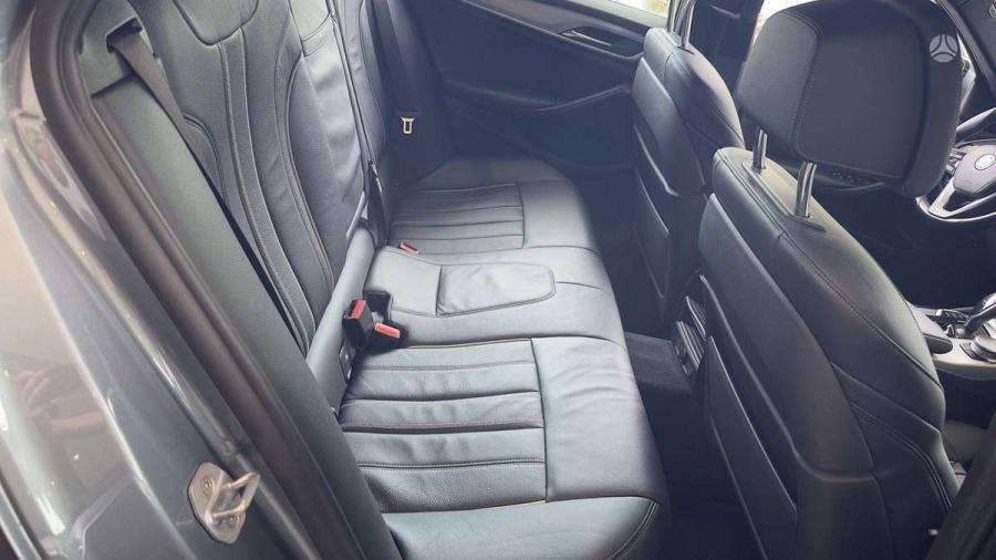 Grey BMW 520 2018 in Marijampole, with an engine capacity of 2.00 L and mileage of 205 thousand km for 16250 €, photo 20 on AUTOMOTO.COM.LV
