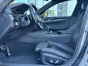 Pelēks BMW 520 2018 Rīga, ar dzinēja tilpumu 2.00 L un nobraukumu 277 tūkst. km par 19250 €, foto 10 vietnē AUTOMOTO.COM.LV