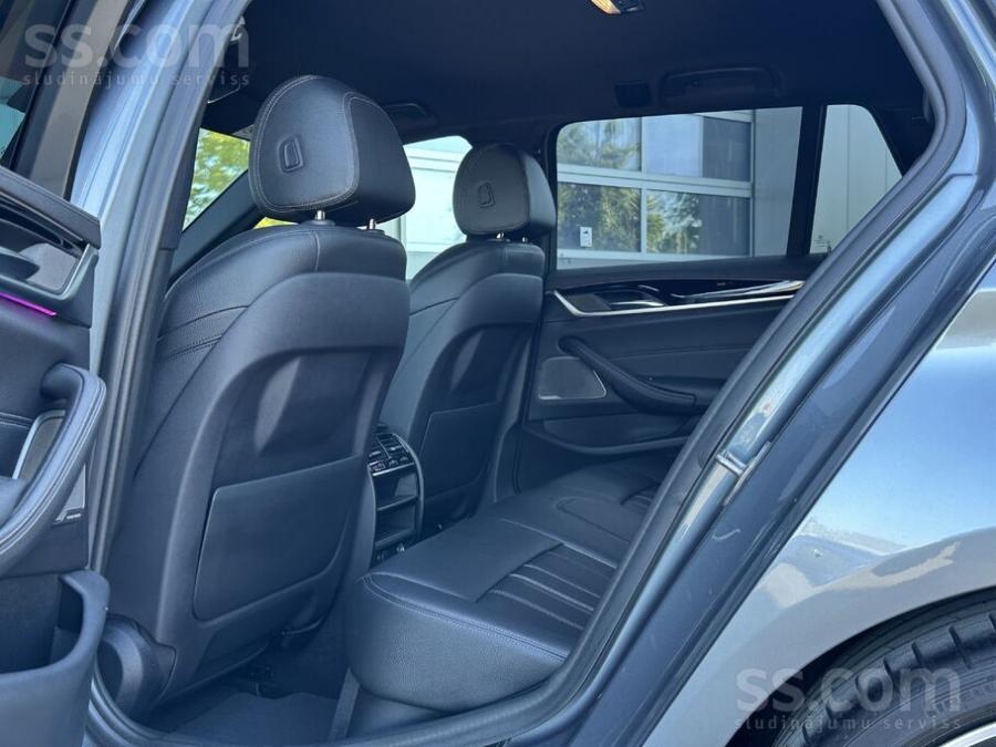 Pelēks BMW 520 2018 Rīga, ar dzinēja tilpumu 2.00 L un nobraukumu 277 tūkst. km par 19250 €, foto 11 vietnē AUTOMOTO.COM.LV