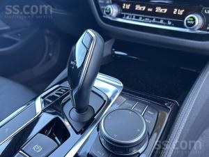 Pelēks BMW 520 2018 Rīga, ar dzinēja tilpumu 2.00 L un nobraukumu 277 tūkst. km par 19250 €, foto 15 vietnē AUTOMOTO.COM.LV