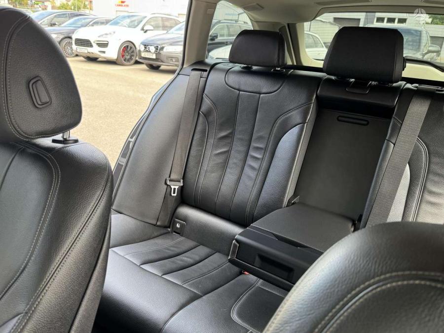 Grey BMW 520 2018 in Jonava, with an engine capacity of 2.00 L and mileage of 299 thousand km for 12799 €, photo 33 on AUTOMOTO.COM.LV