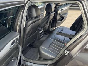 Grey BMW 520 2018 in Jonava, with an engine capacity of 2.00 L and mileage of 299 thousand km for 12799 €, photo 39 on AUTOMOTO.COM.LV