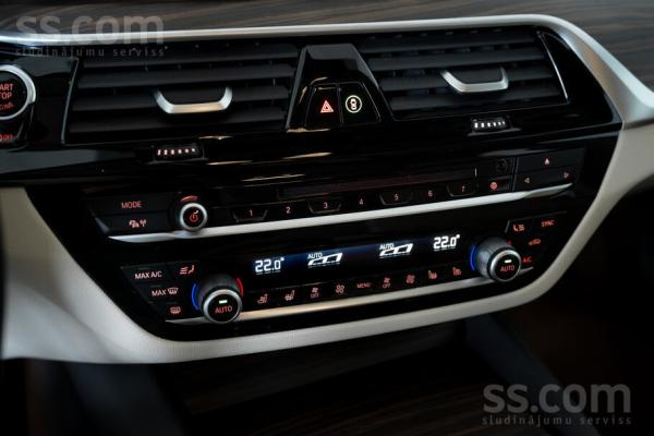 Pelēks BMW 520 2018 Rīga, ar dzinēja tilpumu 2.00 L un nobraukumu 178 tūkst. km par 17990 €, foto 9 vietnē AUTOMOTO.COM.LV