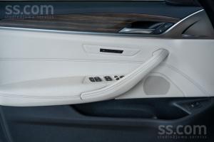 Pelēks BMW 520 2018 Rīga, ar dzinēja tilpumu 2.00 L un nobraukumu 178 tūkst. km par 17990 €, foto 24 vietnē AUTOMOTO.COM.LV