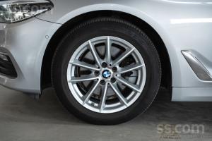Pelēks BMW 520 2018 Rīga, ar dzinēja tilpumu 2.00 L un nobraukumu 178 tūkst. km par 17990 €, foto 26 vietnē AUTOMOTO.COM.LV