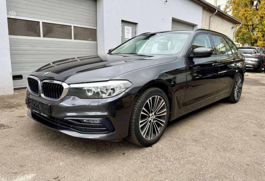 Grey BMW 520 2019 in Jurmala, with an engine capacity of 2.00 L and mileage of 174 thousand km for 13900 €, photo 1 on AUTOMOTO.COM.LV