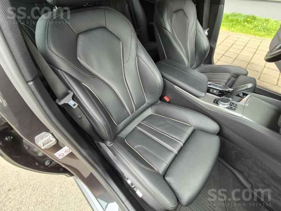 Grey BMW 520 2019 in Riga, with an engine capacity of 2.00 L and mileage of 183 thousand km for 24499 €, photo 7 on AUTOMOTO.COM.LV