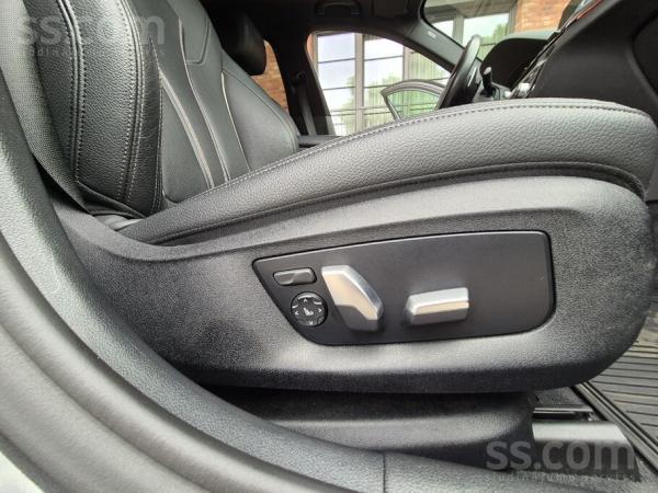 Grey BMW 520 2019 in Riga, with an engine capacity of 2.00 L and mileage of 183 thousand km for 24499 €, photo 10 on AUTOMOTO.COM.LV