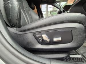Grey BMW 520 2019 in Riga, with an engine capacity of 2.00 L and mileage of 183 thousand km for 24499 €, photo 11 on AUTOMOTO.COM.LV