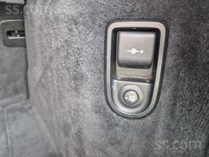 Grey BMW 520 2019 in Riga, with an engine capacity of 2.00 L and mileage of 183 thousand km for 24499 €, photo 23 on AUTOMOTO.COM.LV