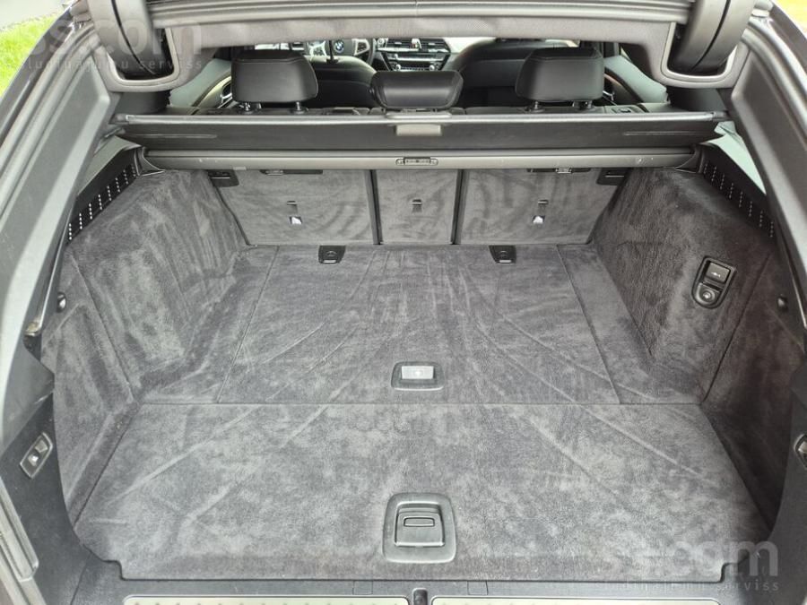 Grey BMW 520 2019 in Riga, with an engine capacity of 2.00 L and mileage of 183 thousand km for 24499 €, photo 28 on AUTOMOTO.COM.LV