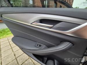 Grey BMW 520 2019 in Riga, with an engine capacity of 2.00 L and mileage of 183 thousand km for 24499 €, photo 34 on AUTOMOTO.COM.LV