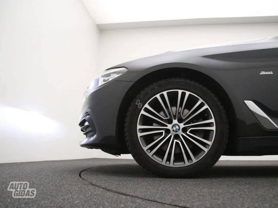 Pelēks BMW 520 2019 Viļņa, ar dzinēja tilpumu 2.00 L un nobraukumu 149 tūkst. km par 21199 €, foto 29 vietnē AUTOMOTO.COM.LV