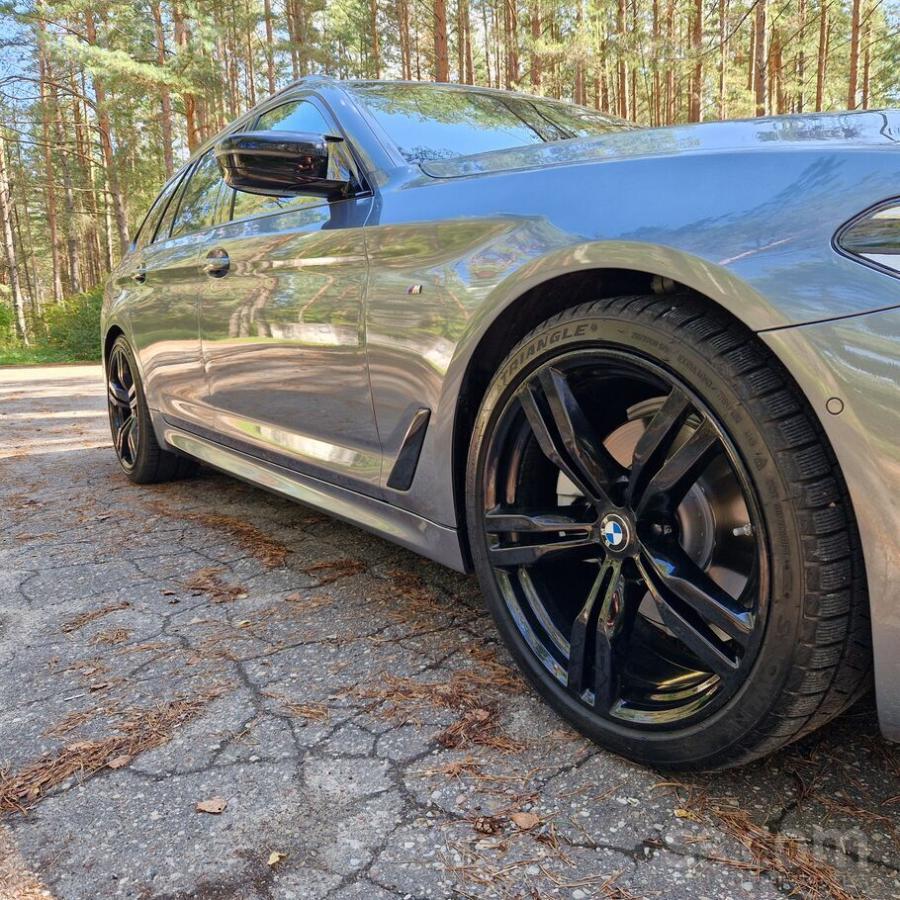 Grey BMW 520 2019 in Daugavpils, with an engine capacity of 2.00 L and mileage of 285 thousand km for 19850 €, photo 10 on AUTOMOTO.COM.LV