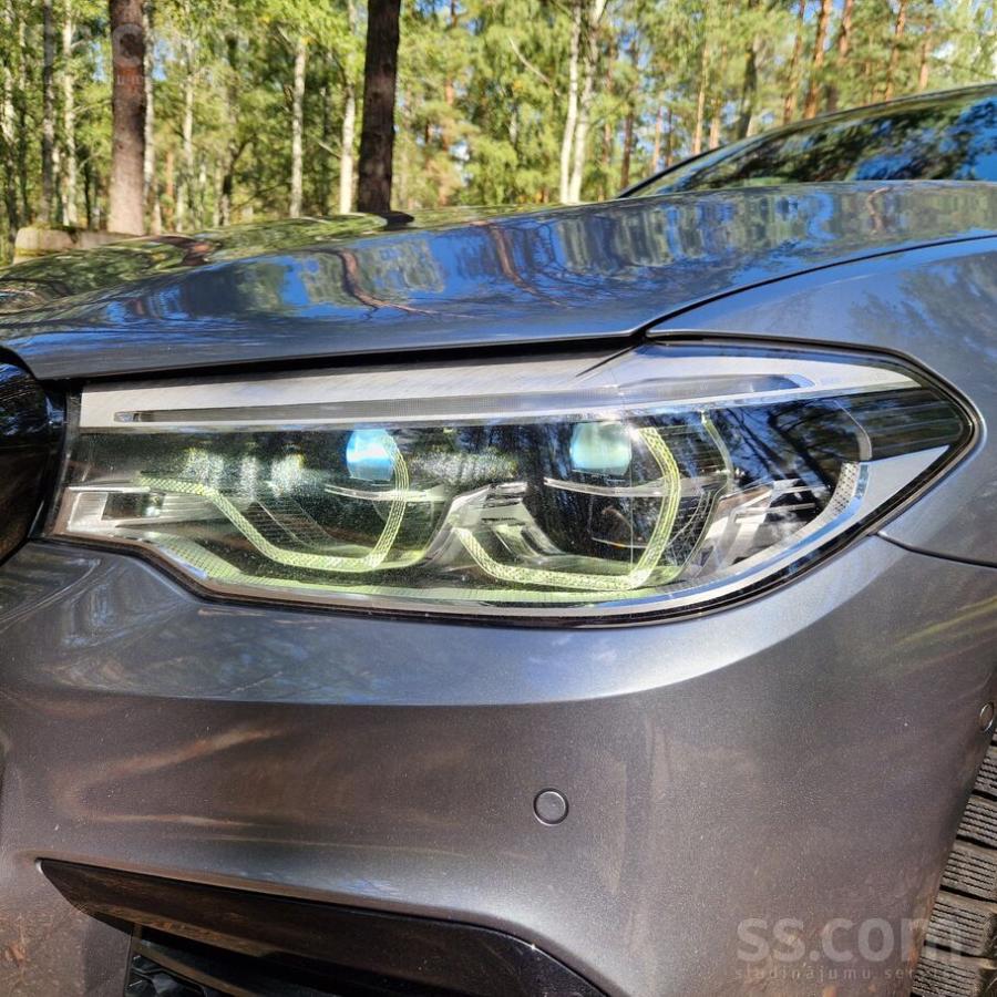 Grey BMW 520 2019 in Daugavpils, with an engine capacity of 2.00 L and mileage of 285 thousand km for 19850 €, photo 14 on AUTOMOTO.COM.LV