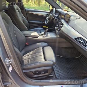 Grey BMW 520 2019 in Daugavpils, with an engine capacity of 2.00 L and mileage of 285 thousand km for 19850 €, photo 22 on AUTOMOTO.COM.LV