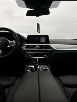 Серый БМВ 520 2019 в Каунас, объемом двигателя 2.00 л и пробегом 227 тыс. км за 18600 €, фото 28 на AUTOMOTO.COM.LV